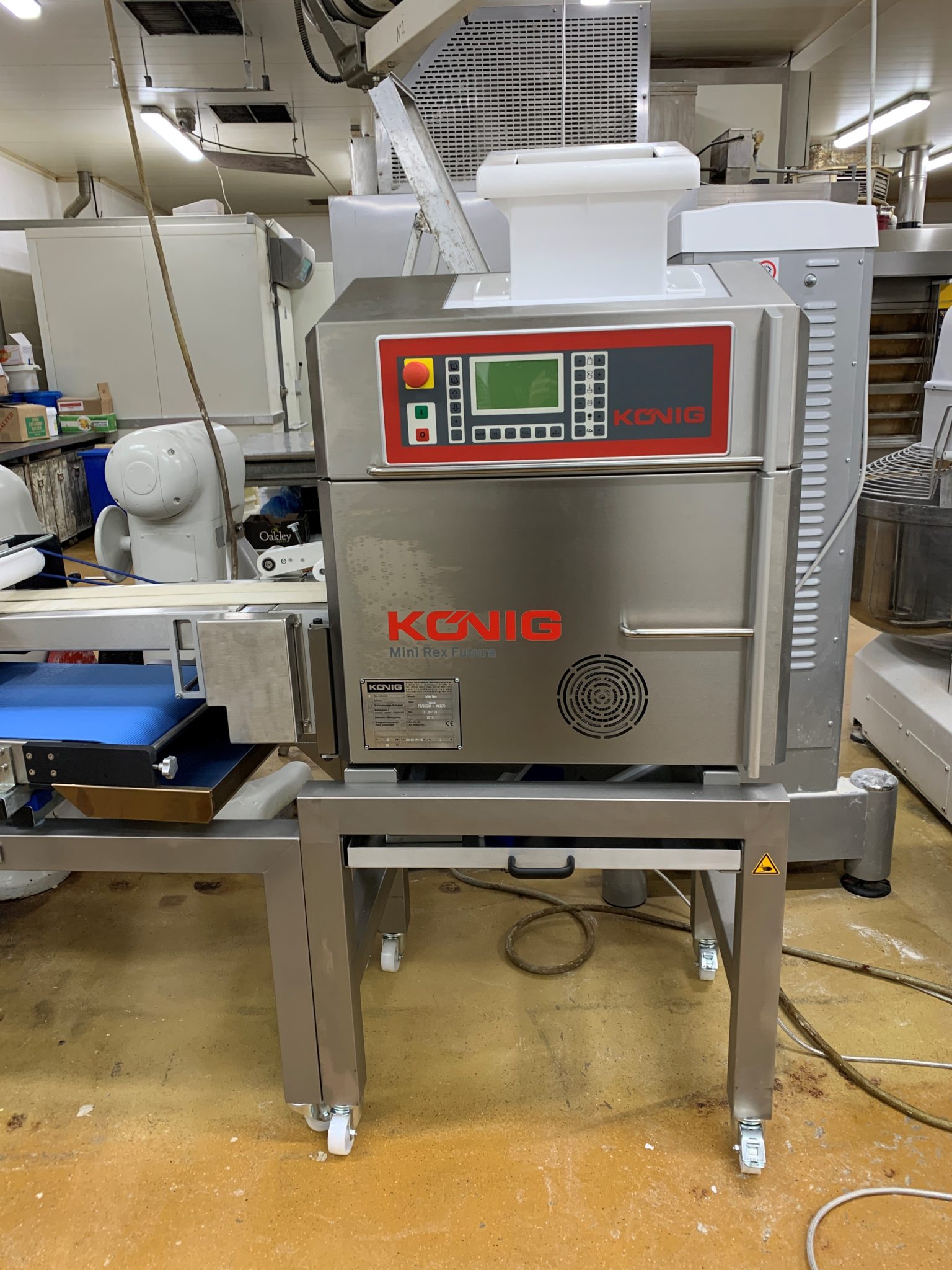 Konig Mini Rex at Roses – 2 | EPP Ltd