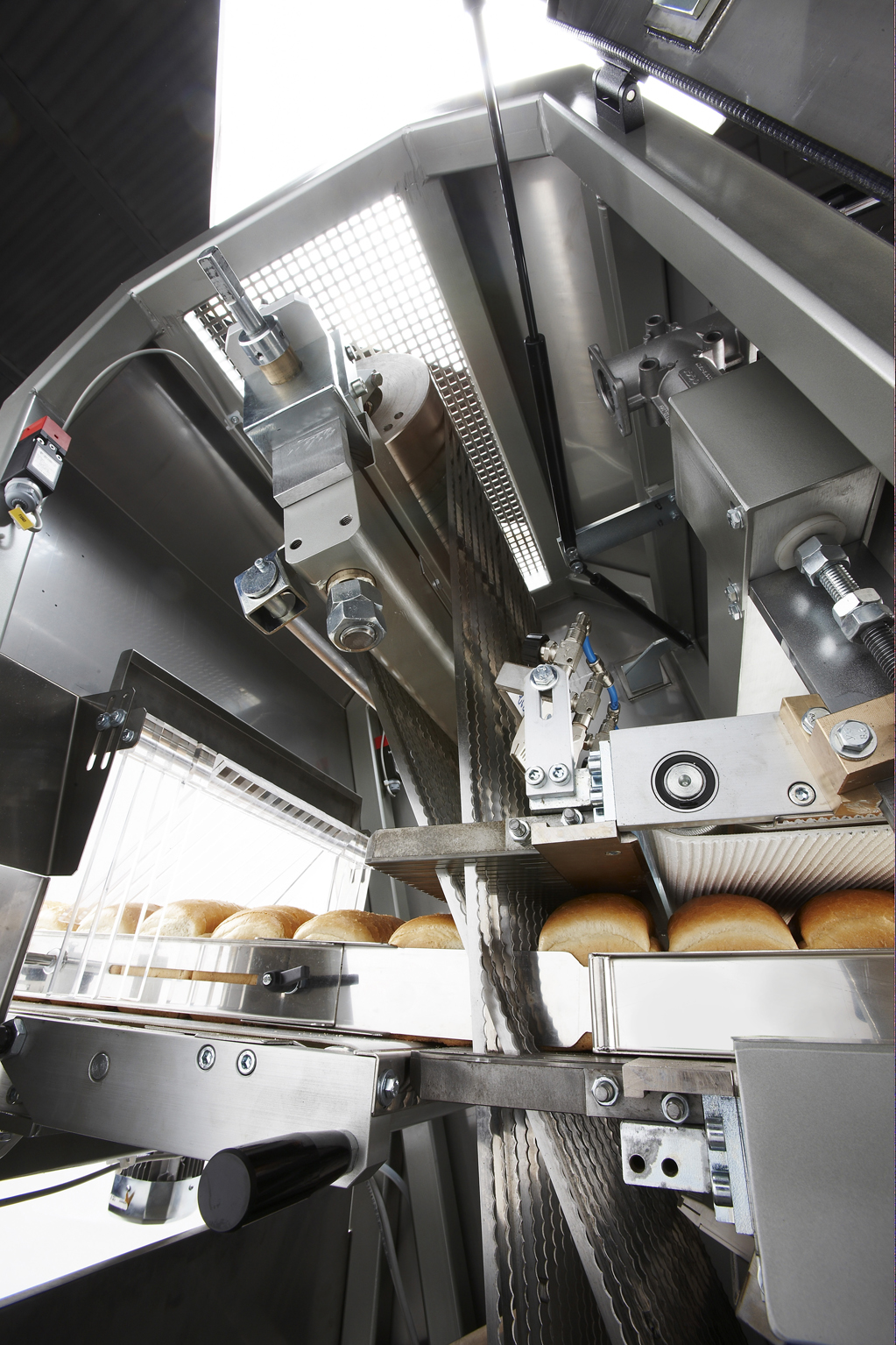 Slicing, Flow Wrapping, Bagging & Packing | EPP Ltd